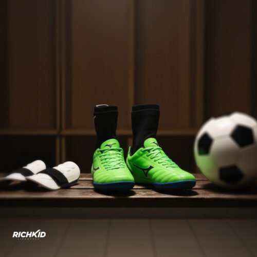 Neon turf boot – Richkid